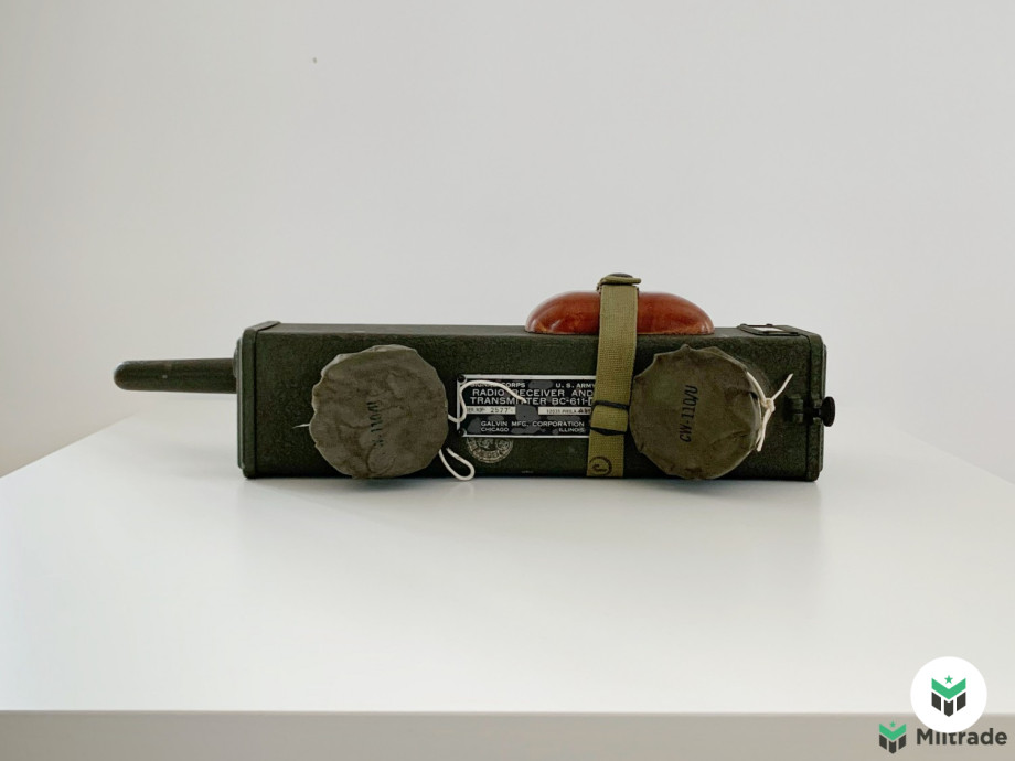 US WW2 - BC611 Field Radio for sale € 499 - Miltrade